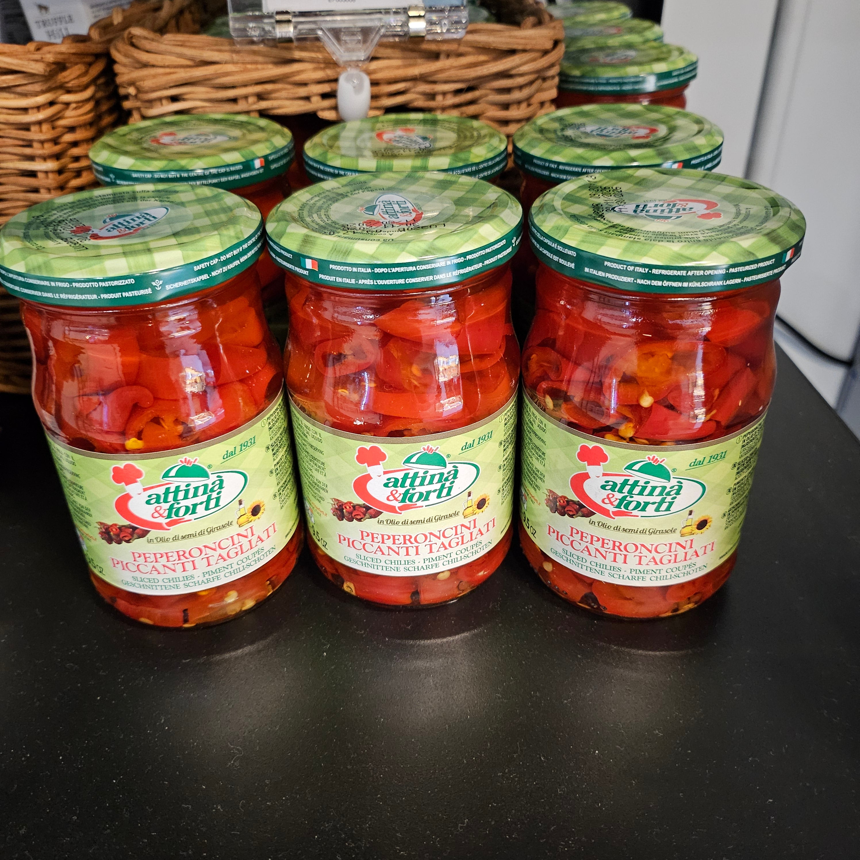 Sliced Pepperoncini Calabrese Chili in Oil – Carne Curado